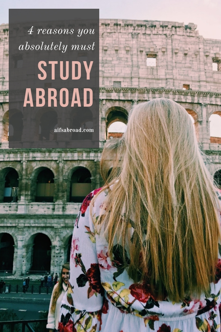 AIFS Study Abroad student at the Colosseum in Rome, Italy - AIFS Study ...