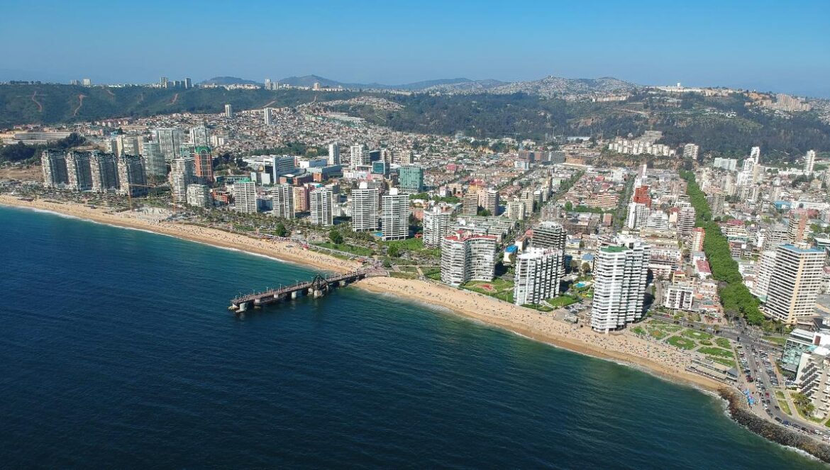 Top Study Abroad Program Locations that Offer Business Classes